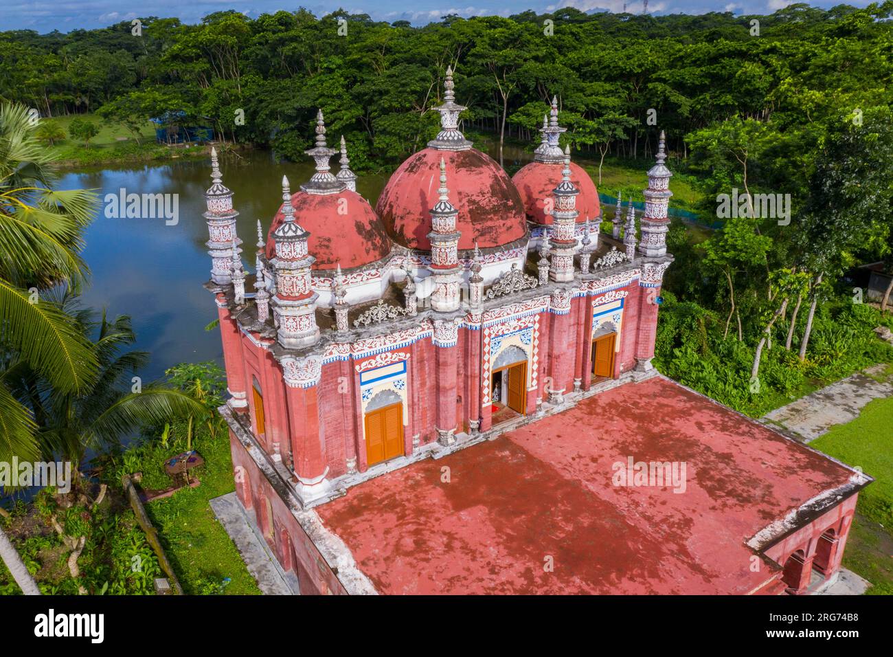 Mia bari masjid hi-res stock photography and images - Alamy