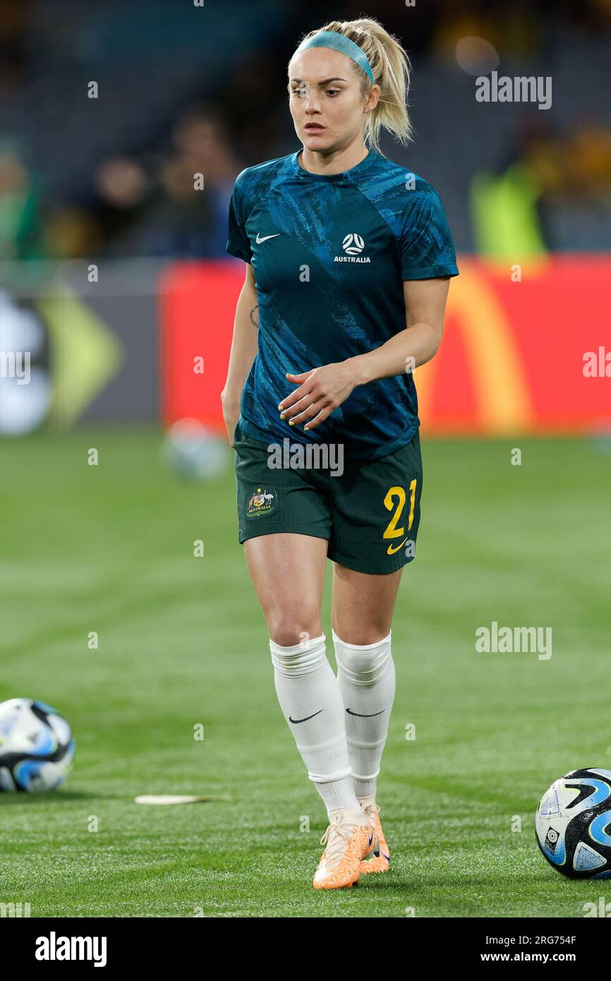 Sydney, Australia. 07th Aug, 2023. Ellie Carpenter of Australia warms ...