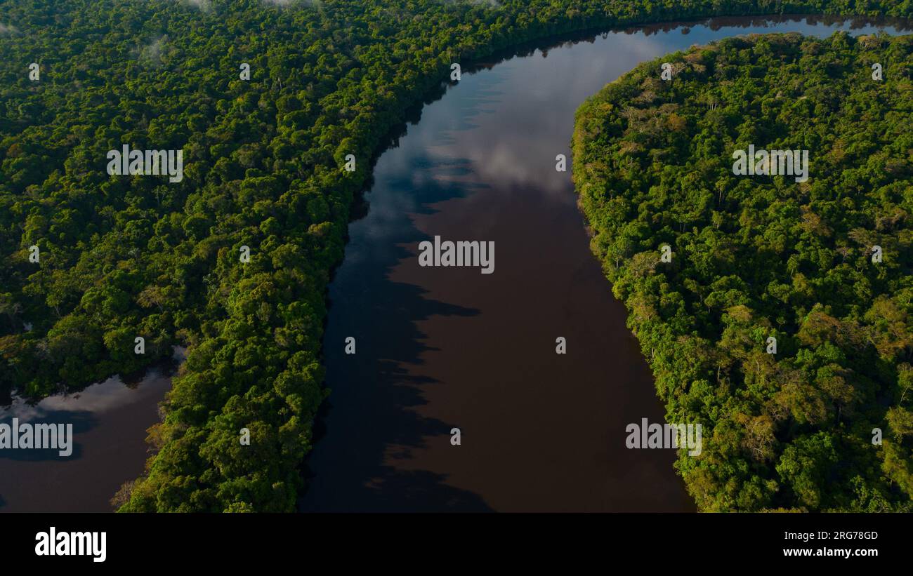 Rios de peru hi-res stock photography and images - Alamy