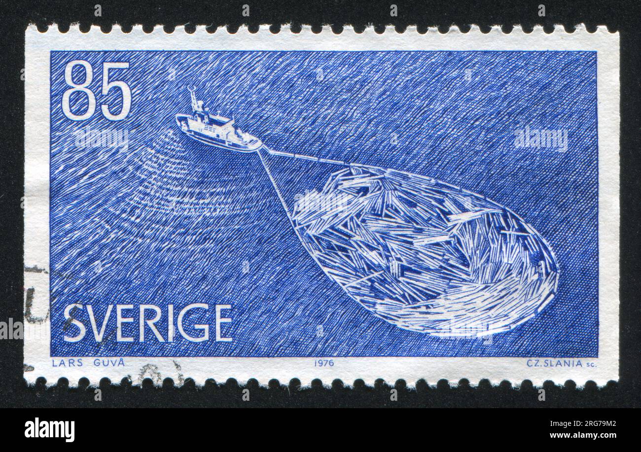 SWEDEN - CIRCA 1976: stamp printed by Sweden, shows Tugboat pulling ...