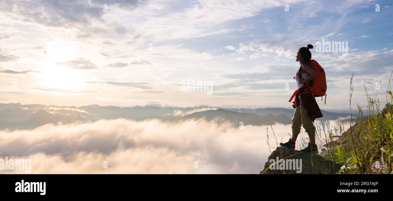 Asian rock climber hi-res stock photography and images - Alamy