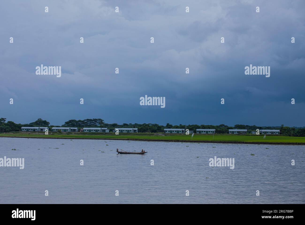 Boat meghna river bangladesh hi-res stock photography and images - Alamy