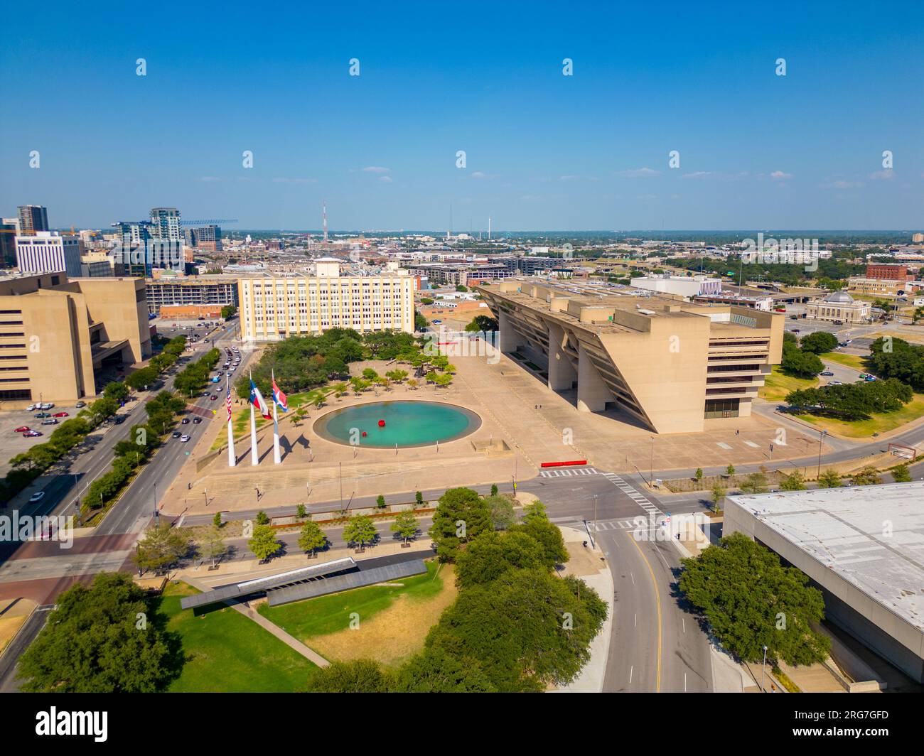Aerial photo Dallas City Hall and Akard Plaza Stock Photo - Alamy