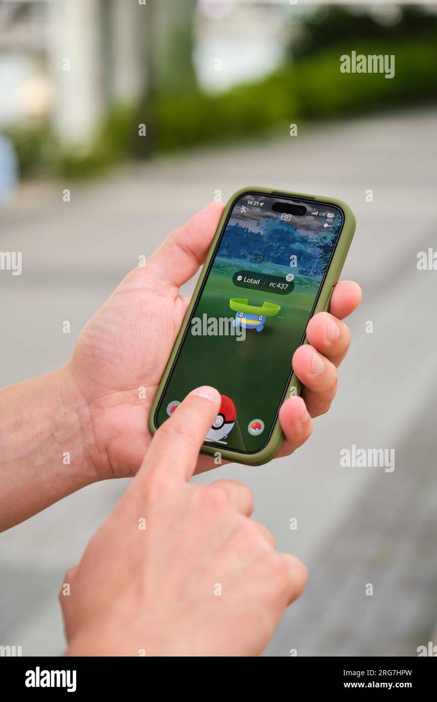 Go outside game japan hi-res stock photography and images - Alamy