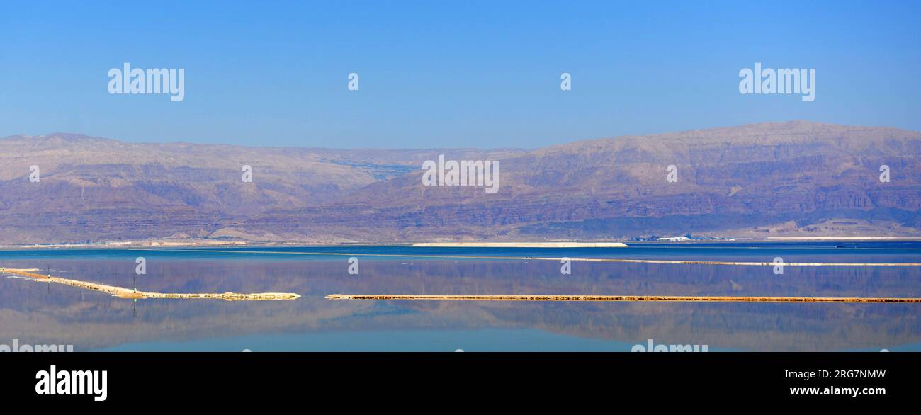 An afternoon view of the Dead Sea and Jordan from Ein Bokek, Israel Stock Photo - Alamy
