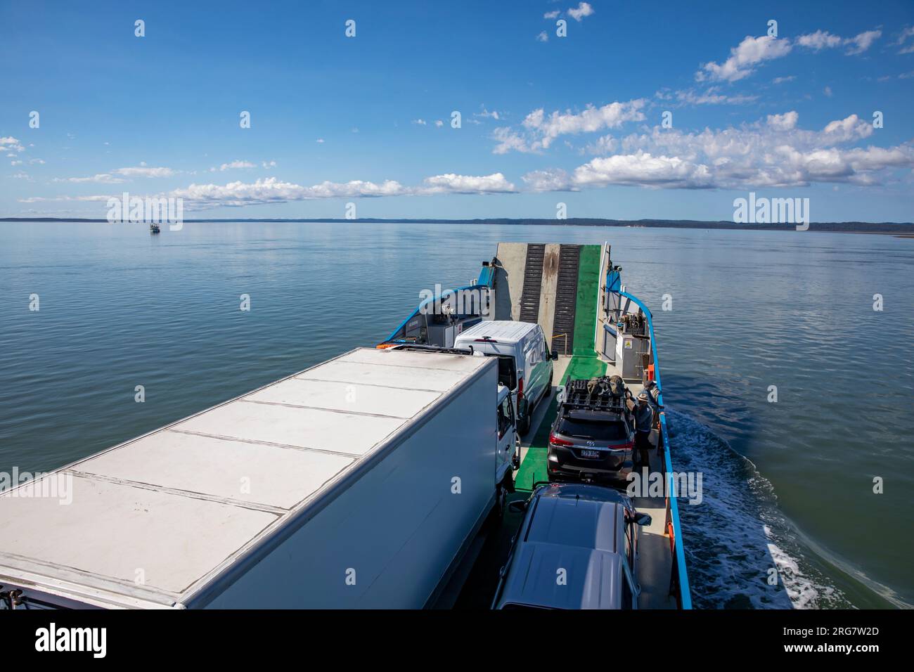 Sealink ferry heading to Fraser Island K'gari transporting vehicles and ...