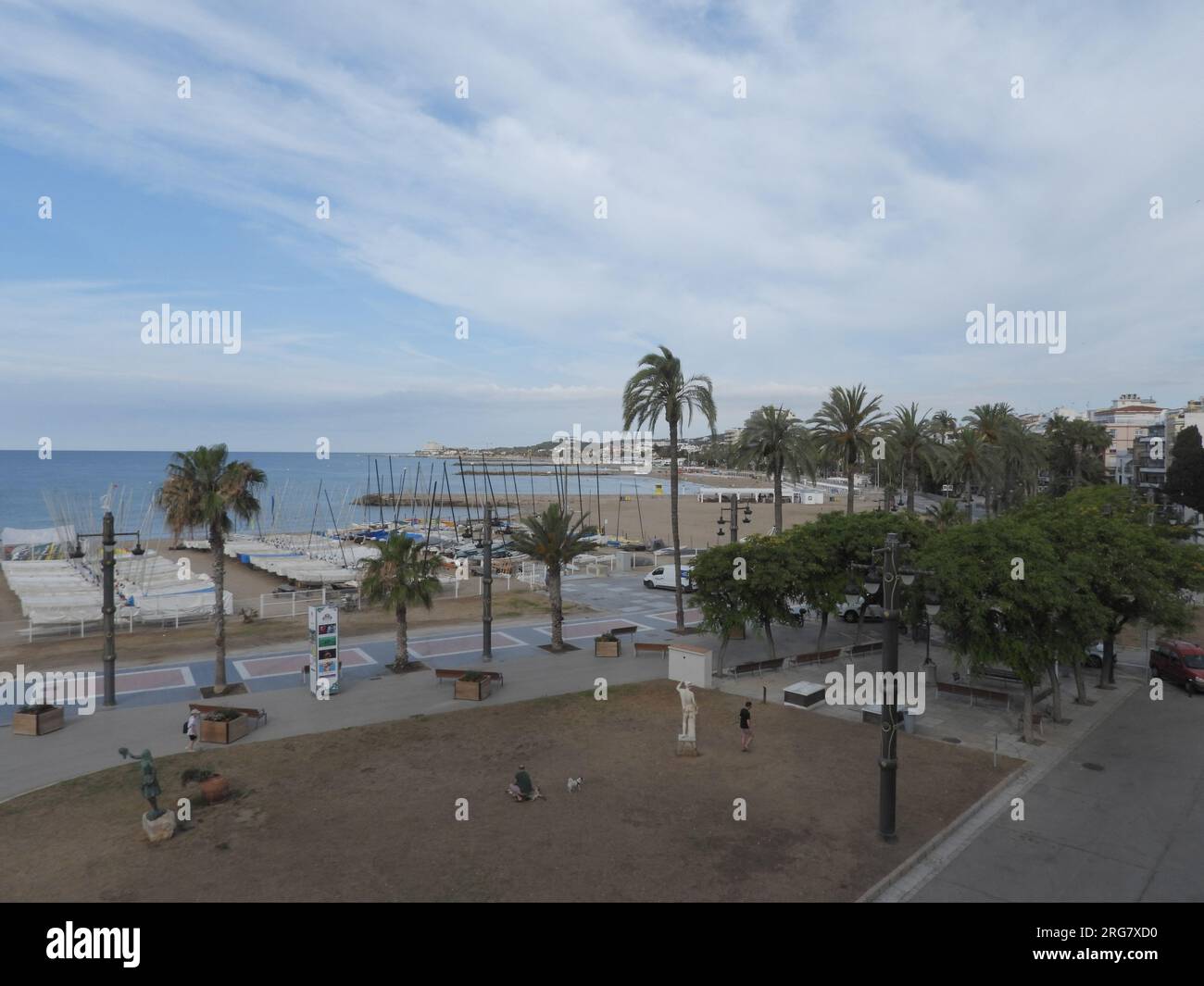 Spain: The beach promenade of Cunit, Costa Brava Stock Photo - Alamy