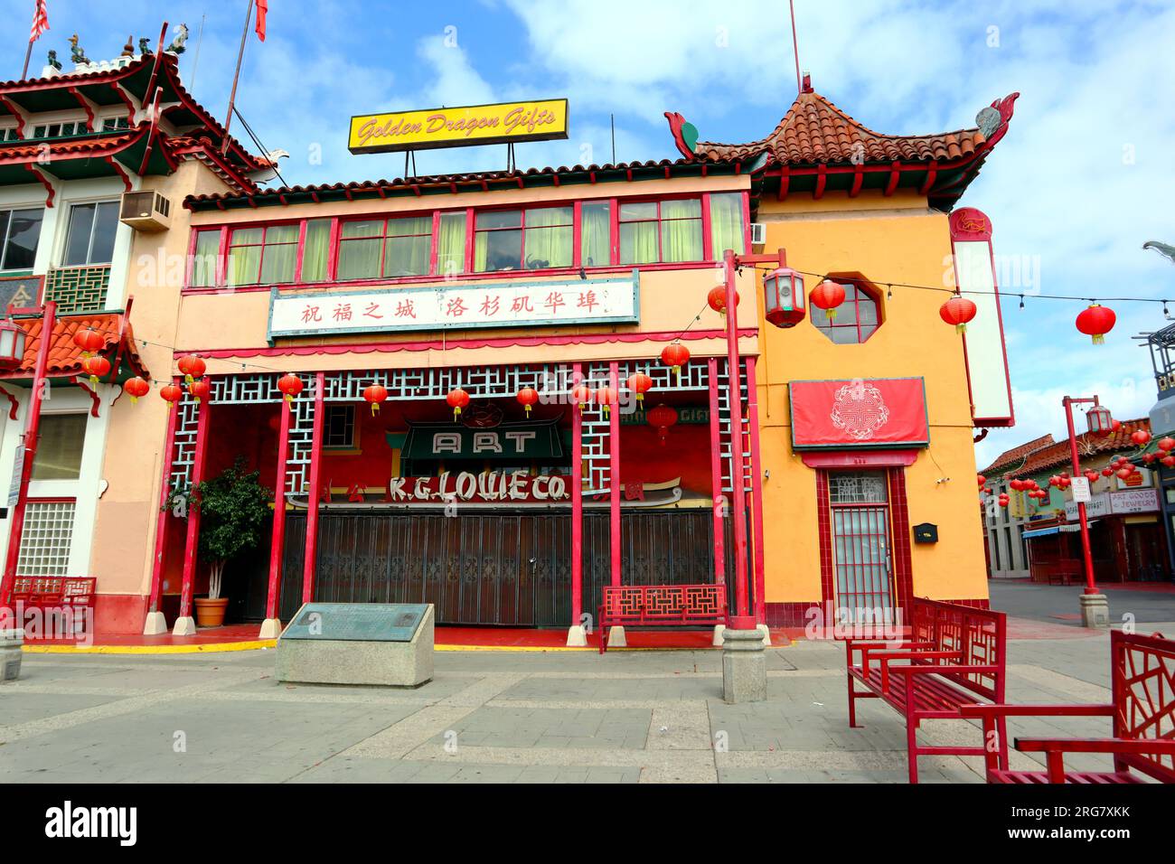 Los Angeles, California: view of Chinatown, chinese ethnic neighborhood ...