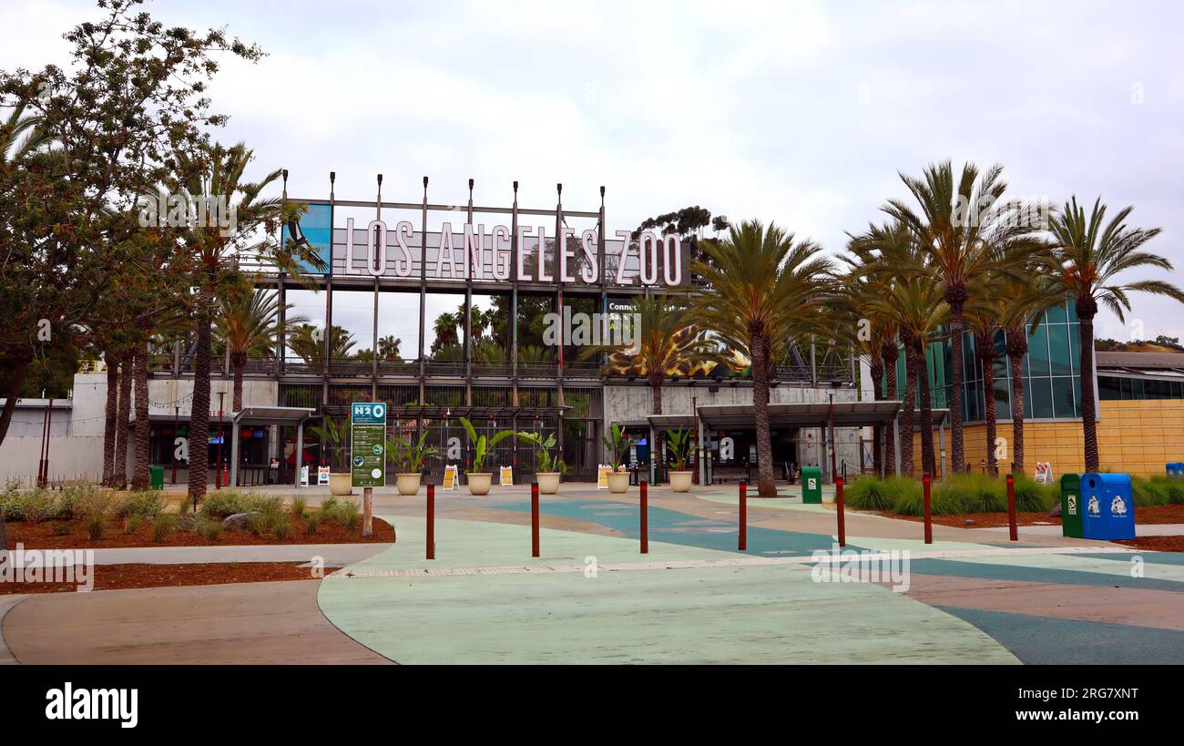 Los Angeles, California: The Los Angeles Zoo and Botanical Gardens at ...