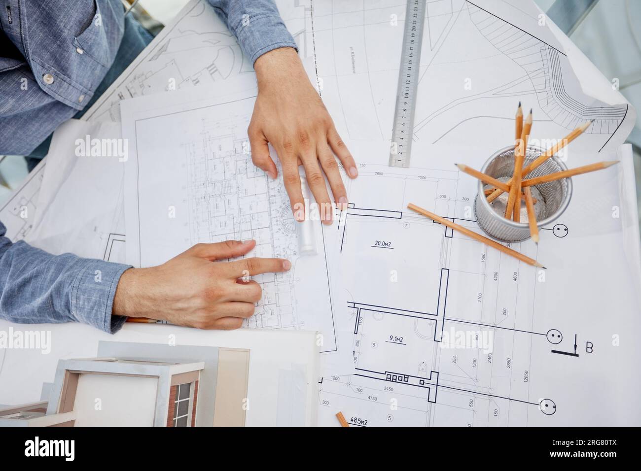 Engineers drawing office hi-res stock photography and images - Alamy