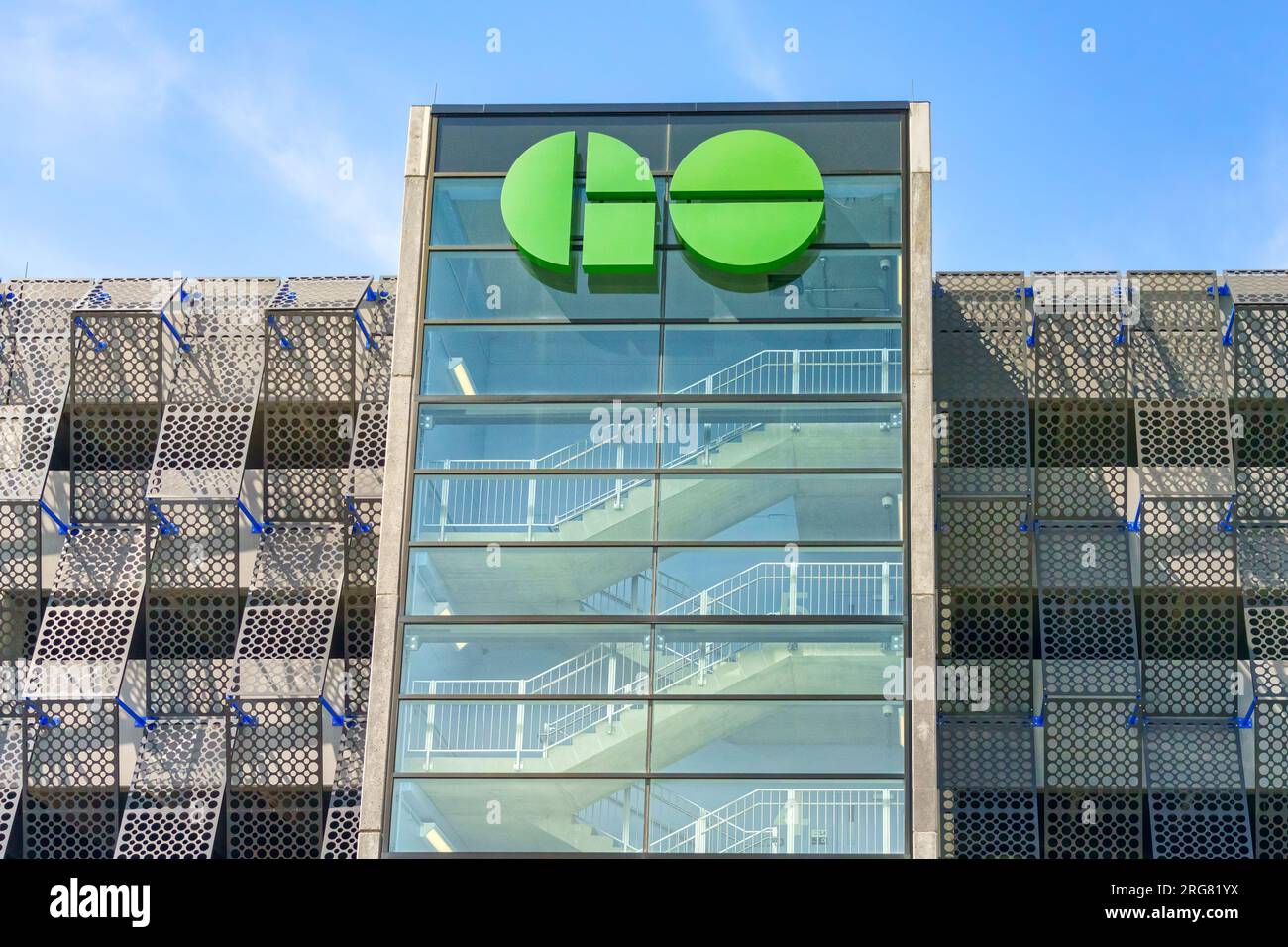 Bramalea Go Bus Station, Mississauga, Canada Stock Photo - Alamy