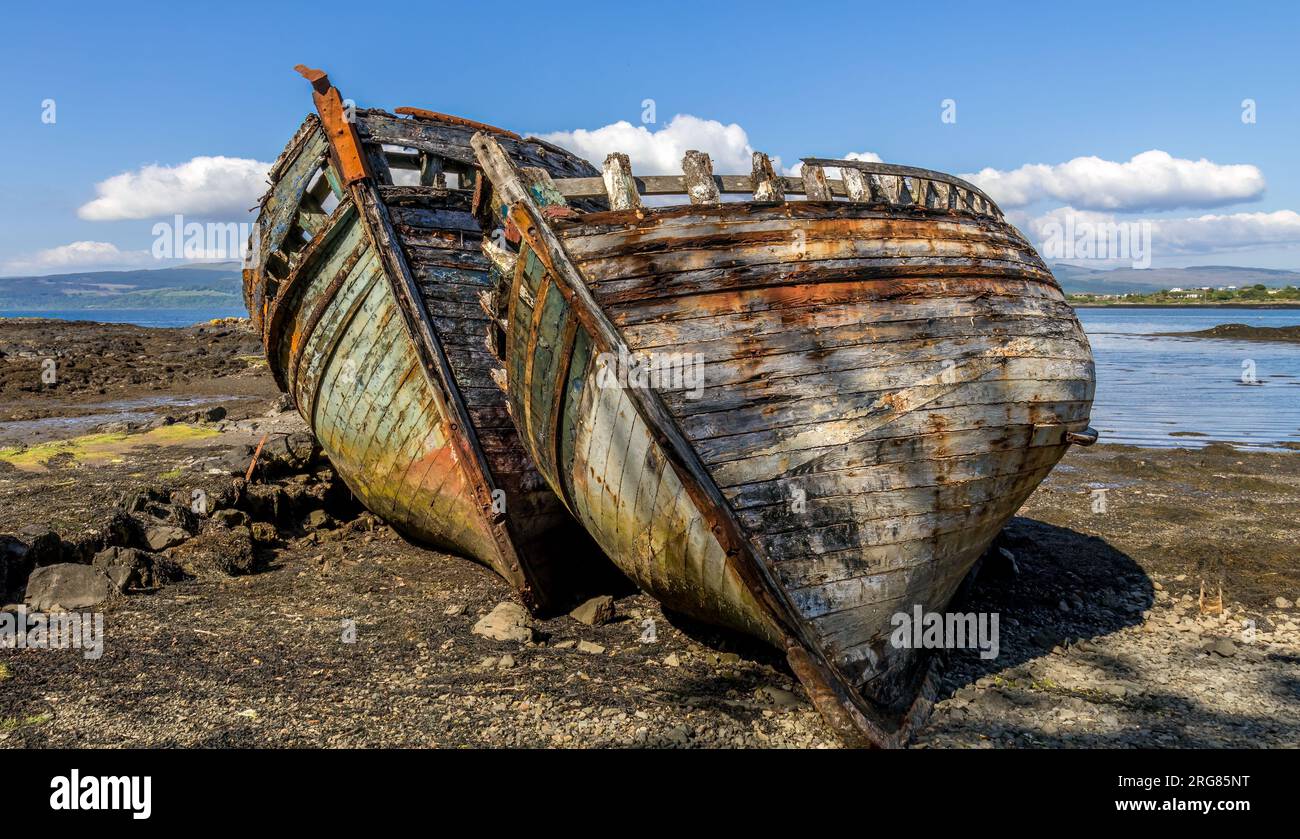 Old wrecked fishing boats hi-res stock photography and images - Alamy