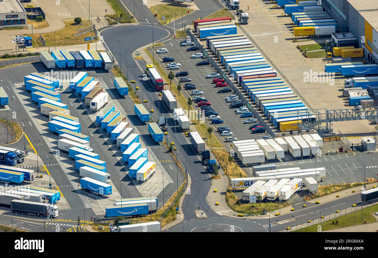 Amazon dtm logistics and truck parking hi-res stock photography and ...