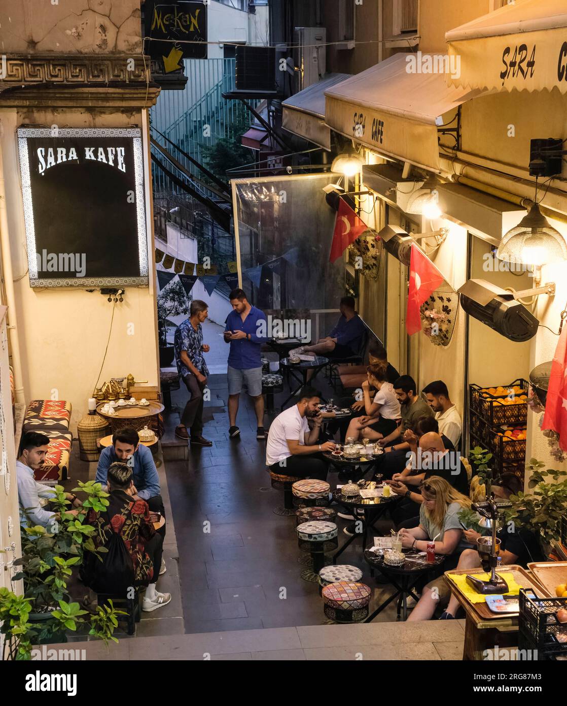 Turkey istanbul istiklal street cafe hi-res stock photography and ...