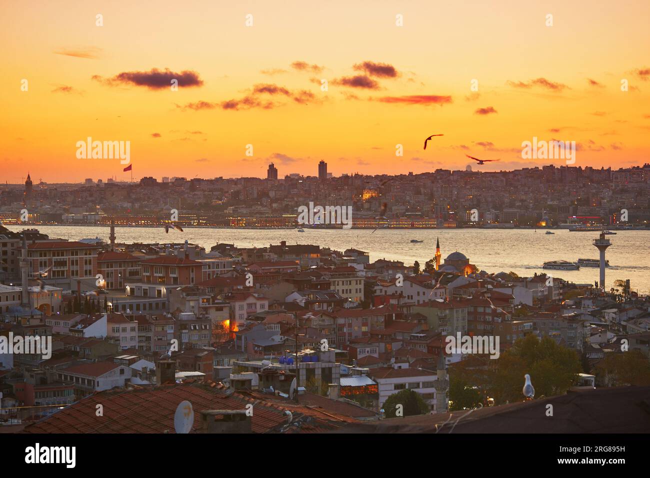 Scenic view of Uskudar district on the Asian side of Istanbul, Turkey ...
