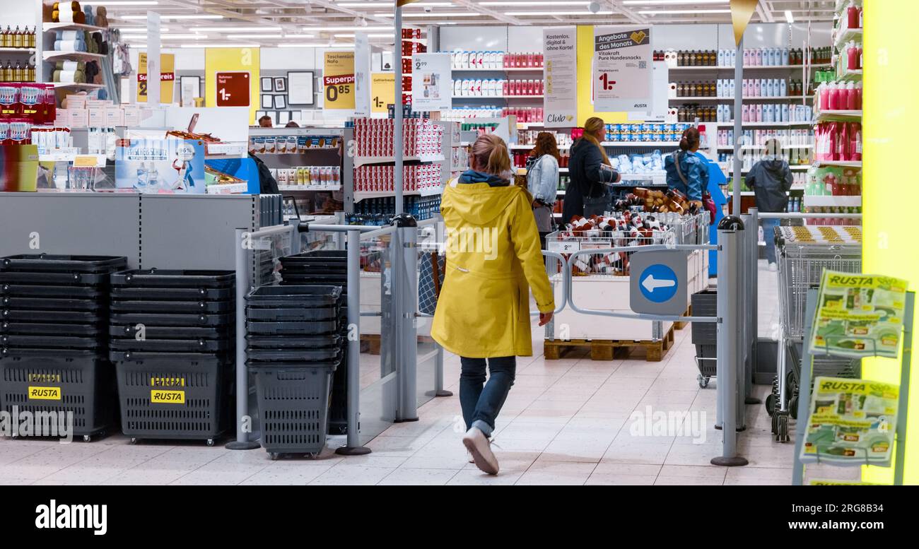 Collective bargaining shop hi-res stock photography and images - Alamy