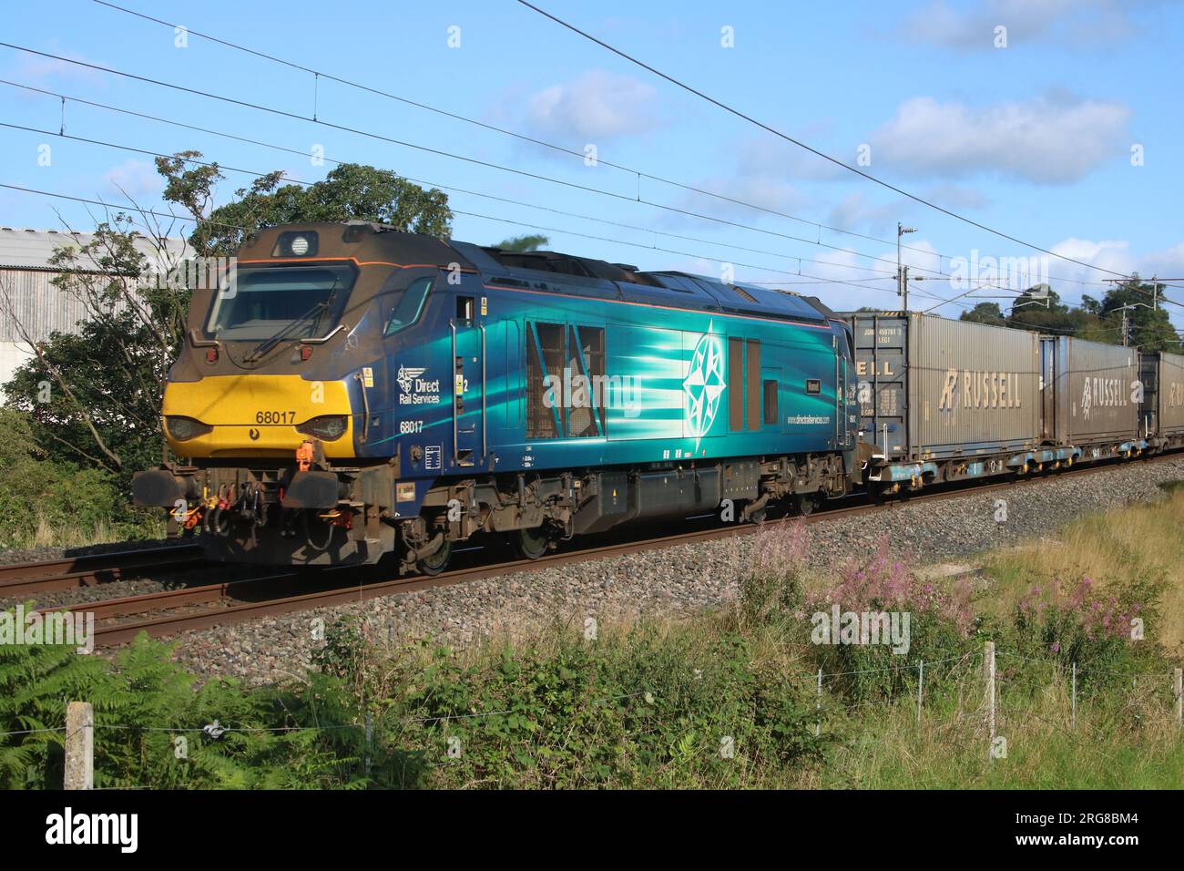 Direct Rail Services diesel-electric 68017 Hornet, passing Bay Horse in ...