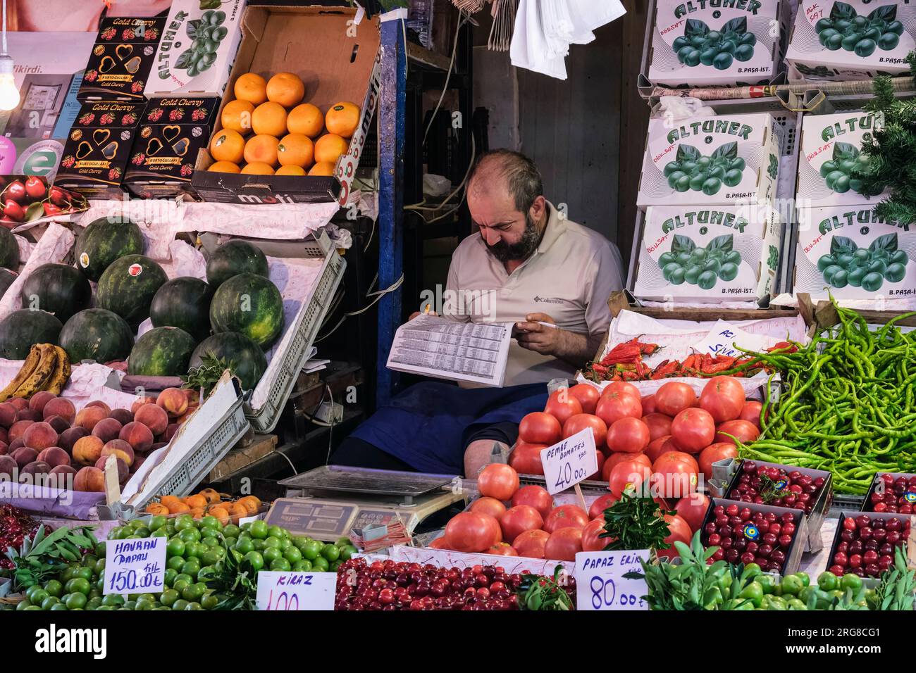 Turkish fruits hi-res stock photography and images - Alamy