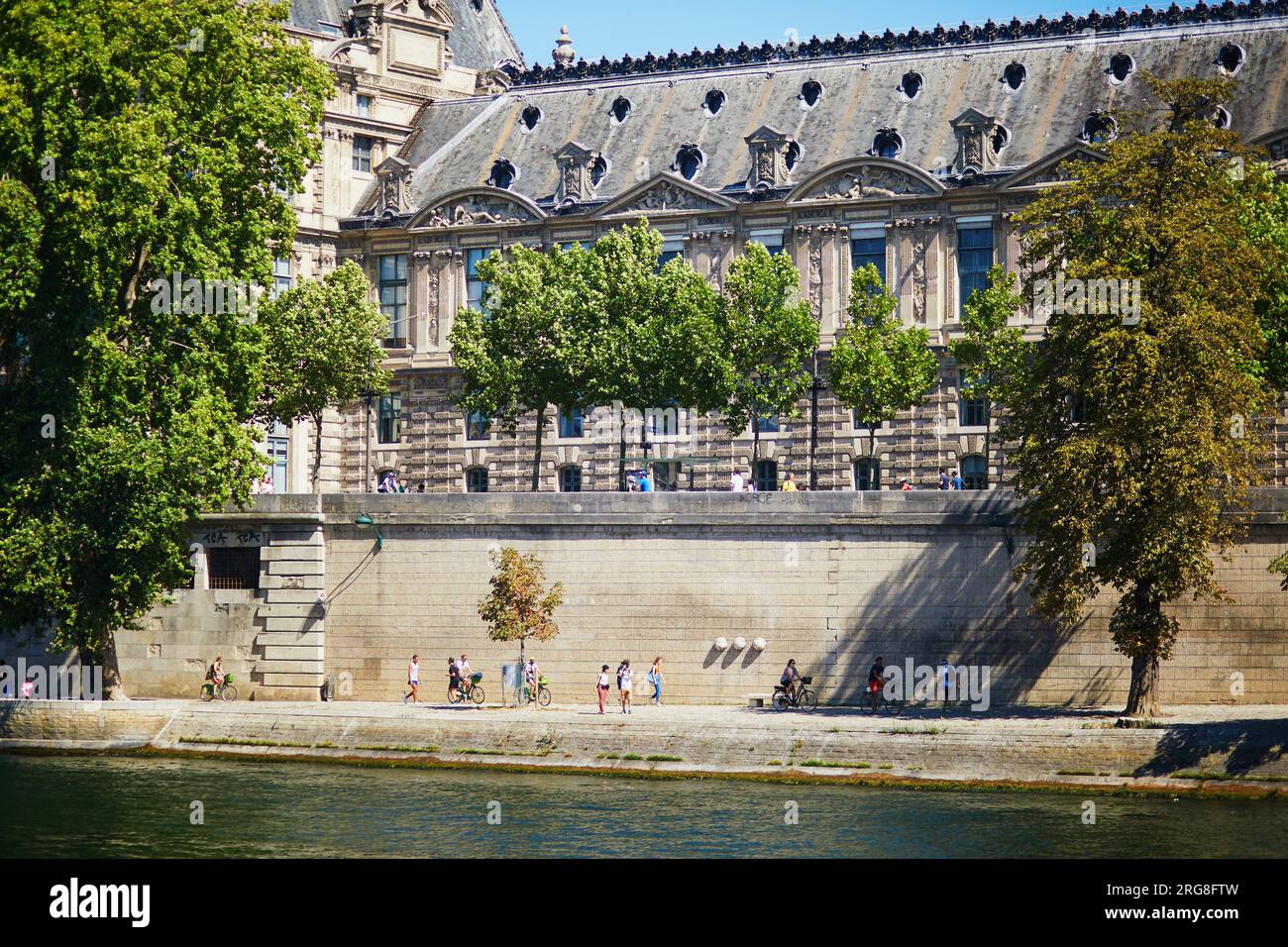View from seine river embankment hi-res stock photography and images ...