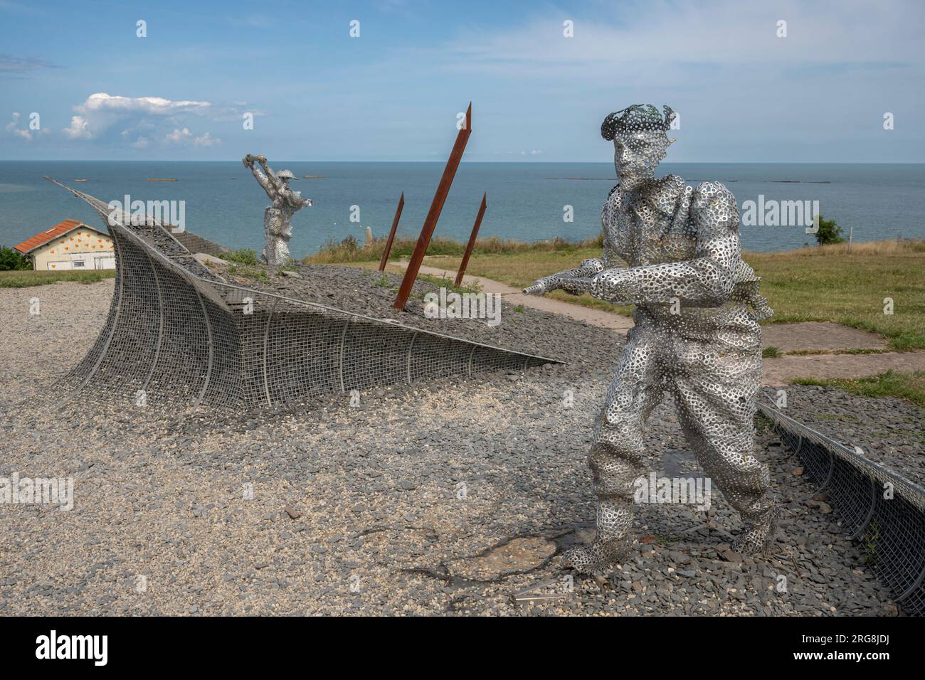 Arromanches-les-Bains, France - 07 21 2023: Statue of soldiers fighting ...