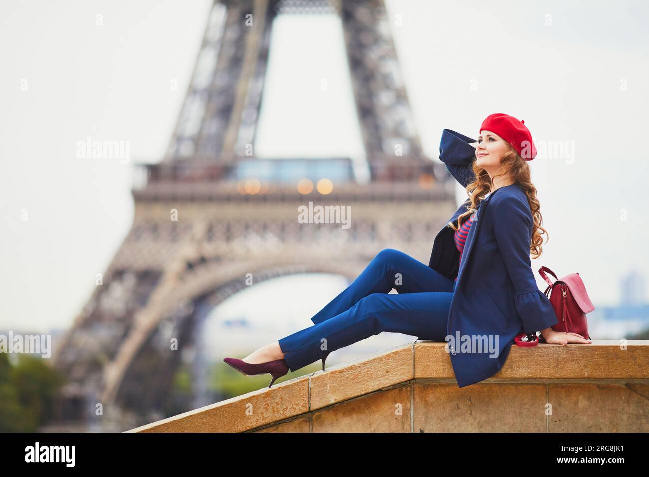 Red beret paris hi-res stock photography and images - Alamy