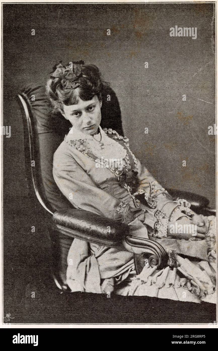 Alice liddell hi-res stock photography and images - Alamy