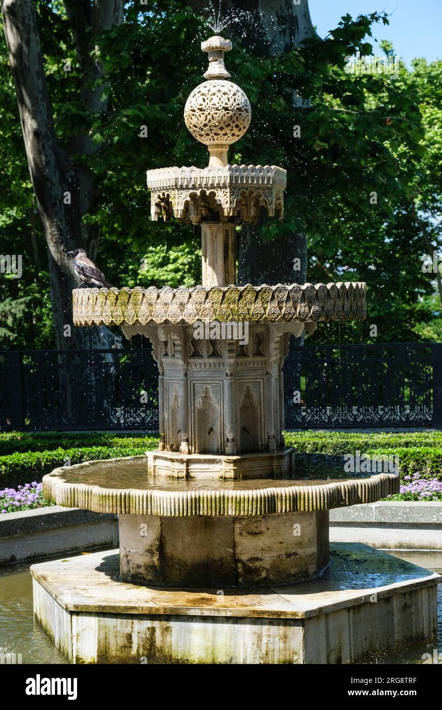 Fountain in topkapi palace hi-res stock photography and images - Alamy