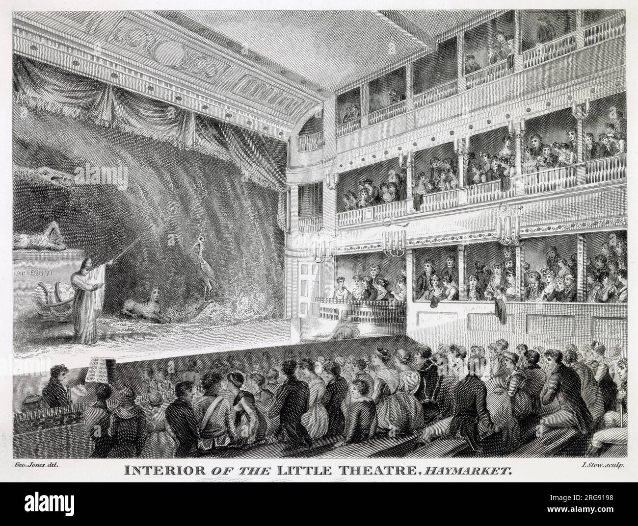 Theatre stage audience interior hi-res stock photography and images - Alamy