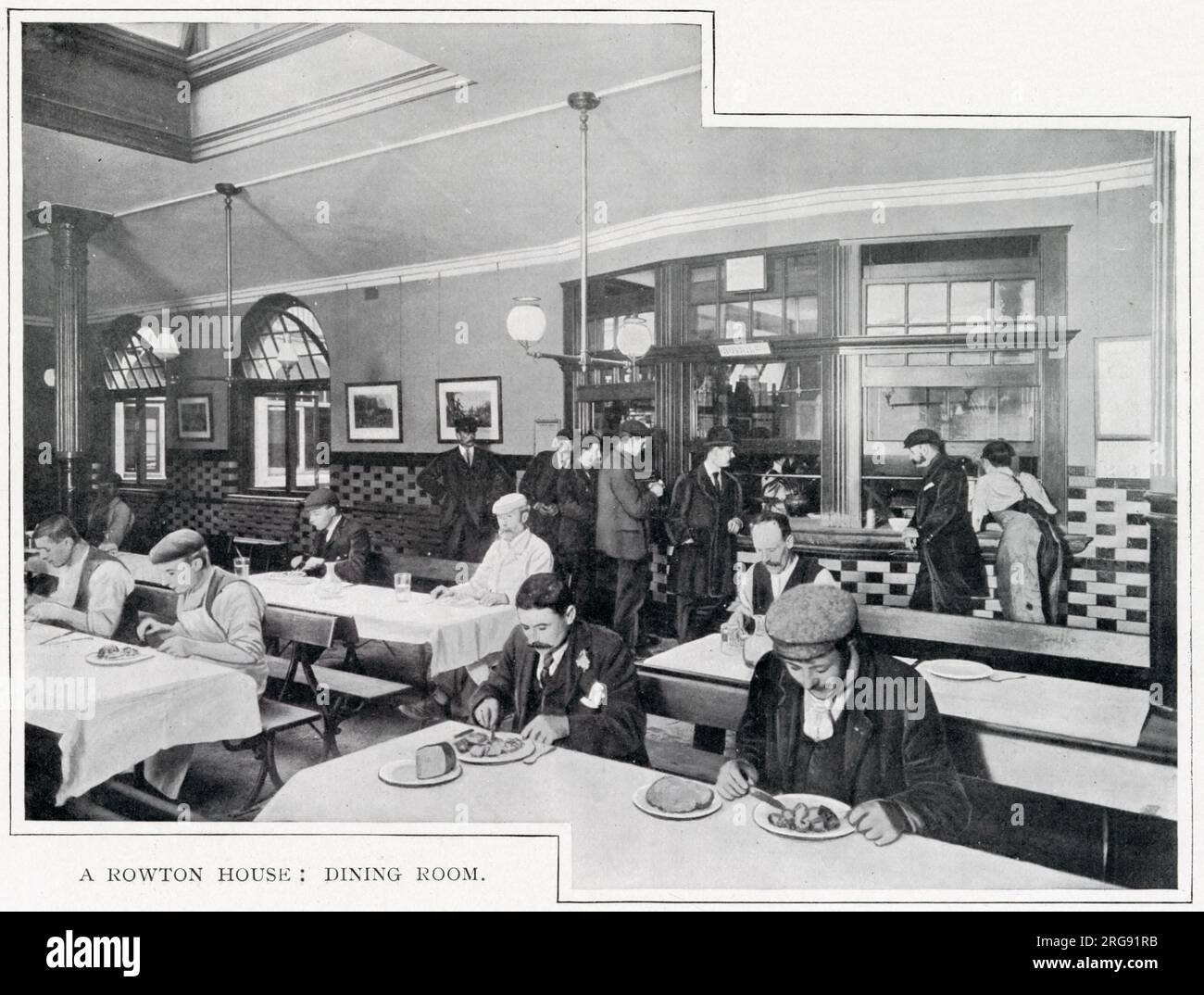 Early 1900s dining room tables hi-res stock photography and images - Alamy