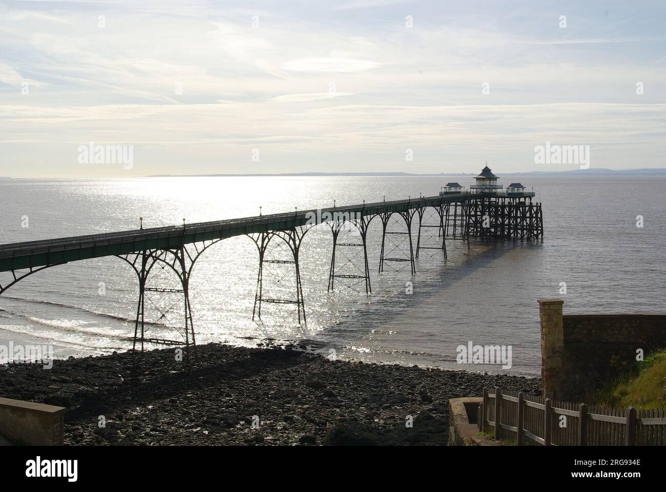 View of the pier in the seaside resort of Clevedon in the county of ...
