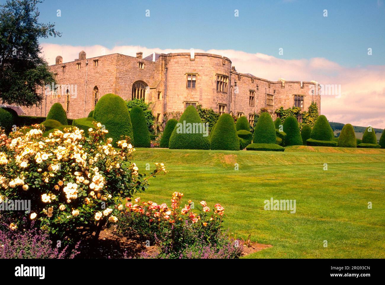 Medieval castle in north wales hi-res stock photography and images - Alamy