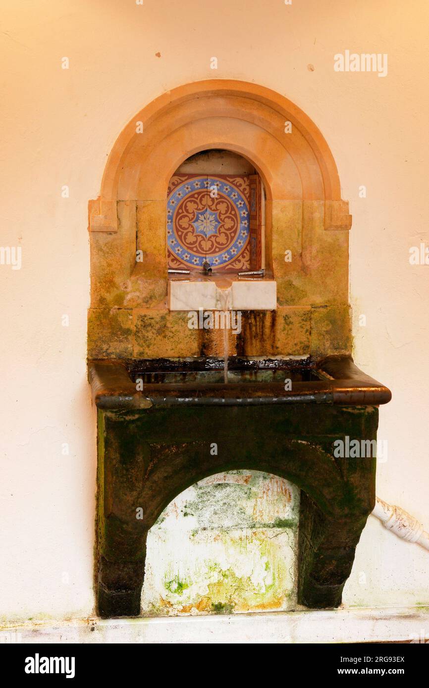 Holy well malvern hi-res stock photography and images - Alamy
