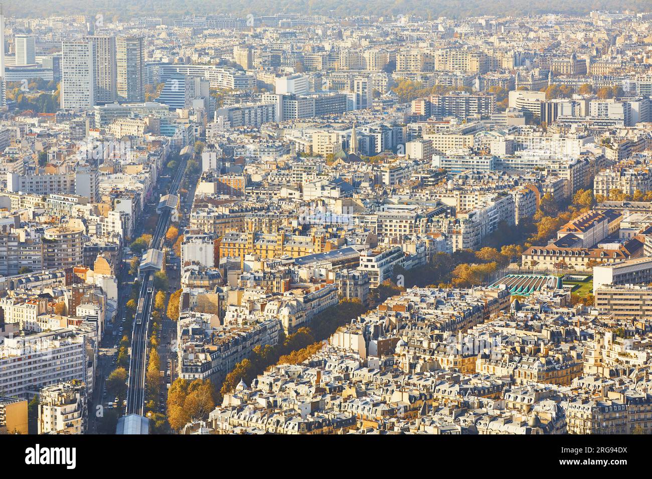 Aerial subway paris hi-res stock photography and images - Alamy