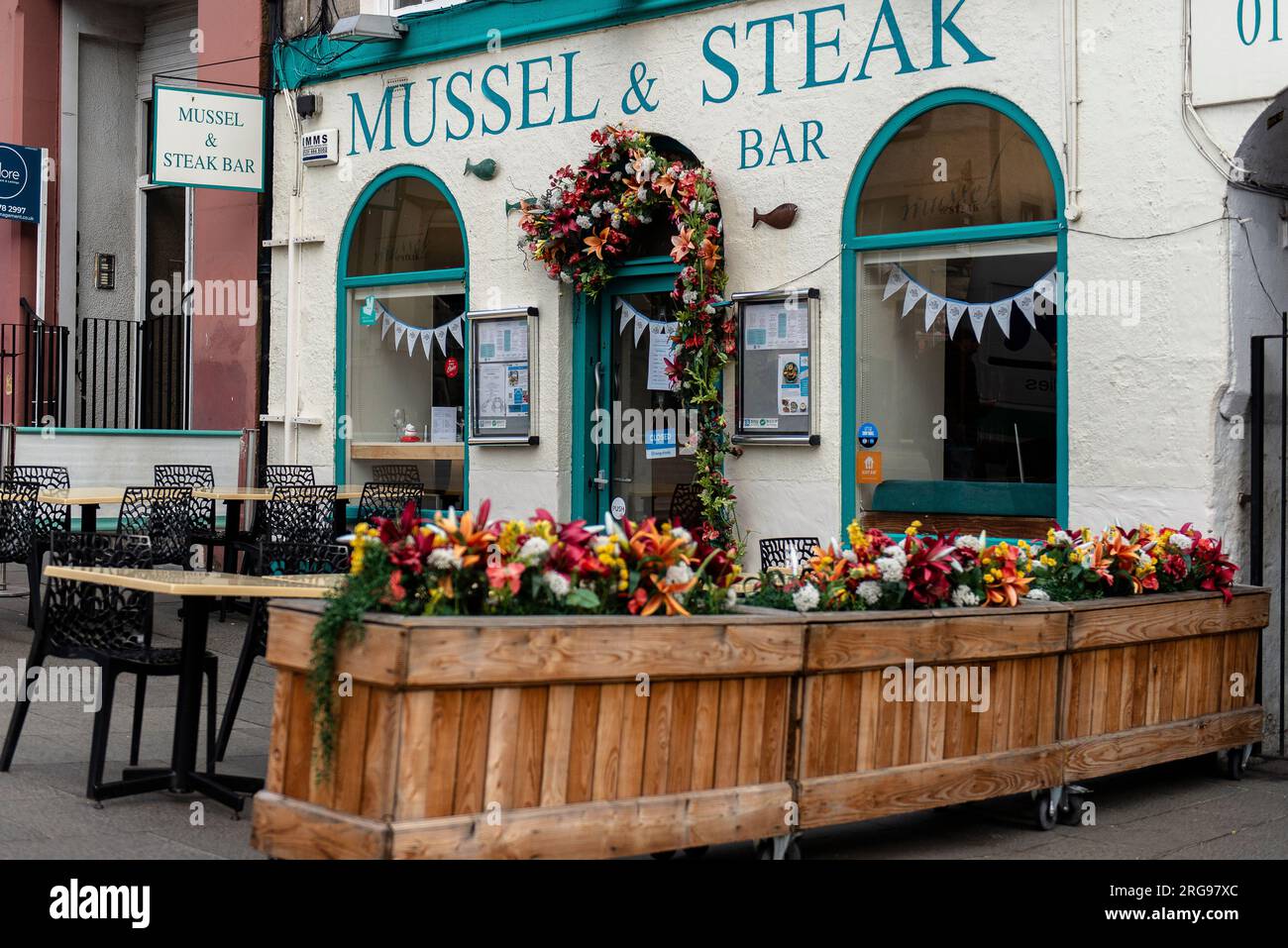The Mussel & Steak Bar Facade, Edinburg Stock Photo - Alamy
