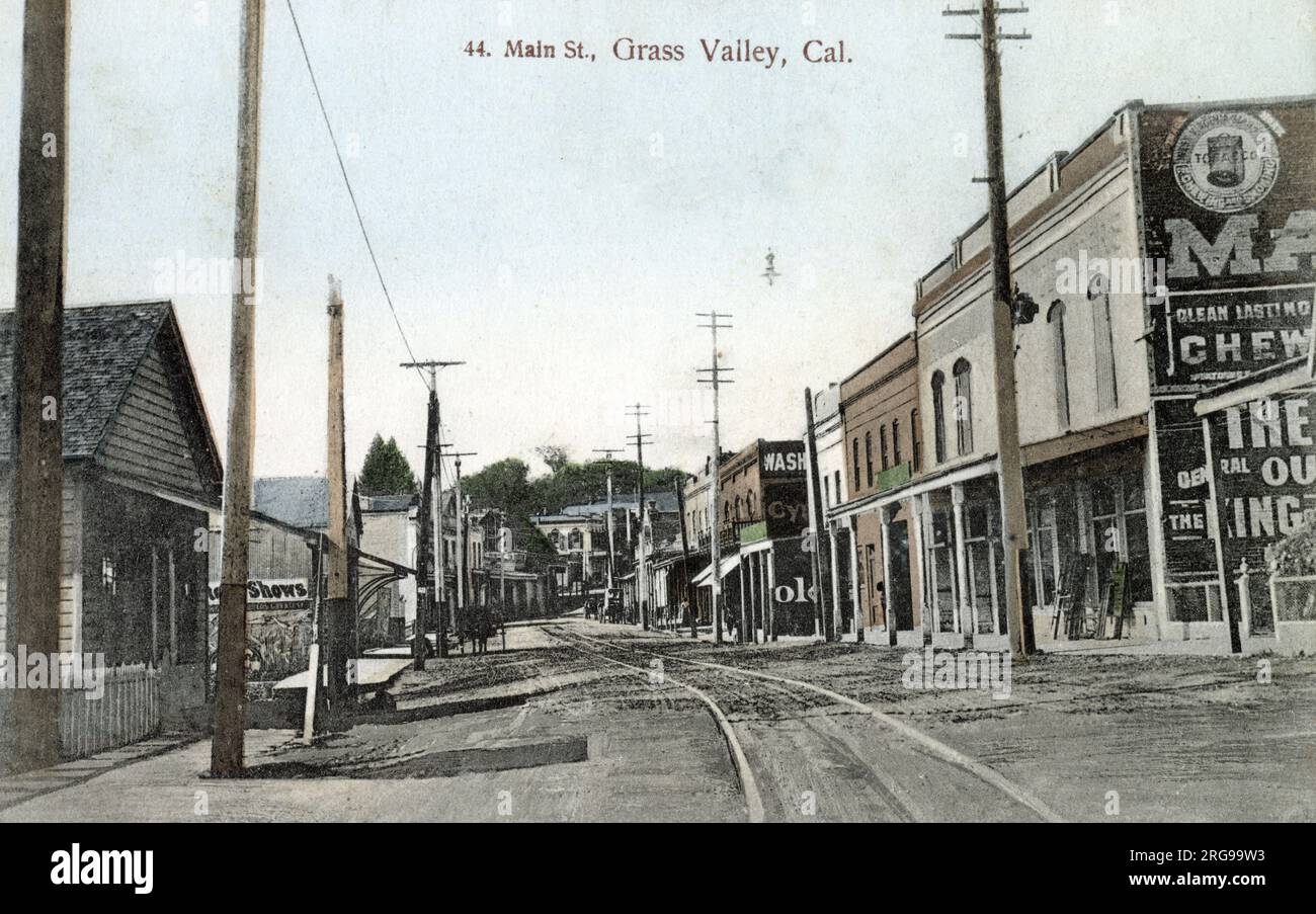 Road sign to grass valley california hi-res stock photography and ...