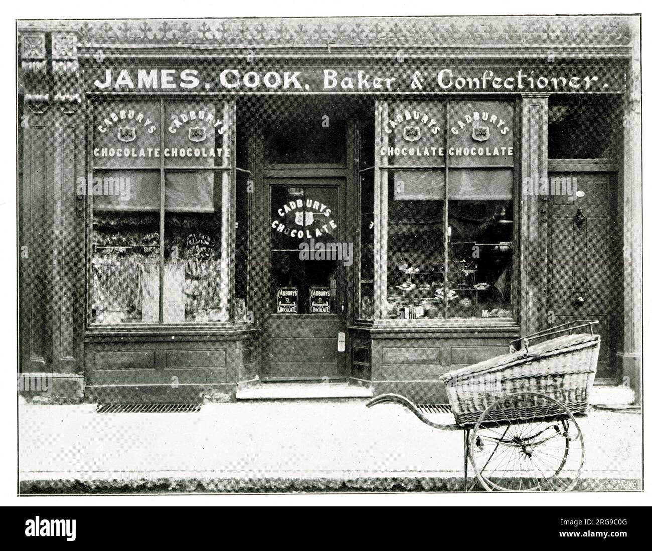 Hampshire shop shops Cut Out Stock Images & Pictures - Alamy