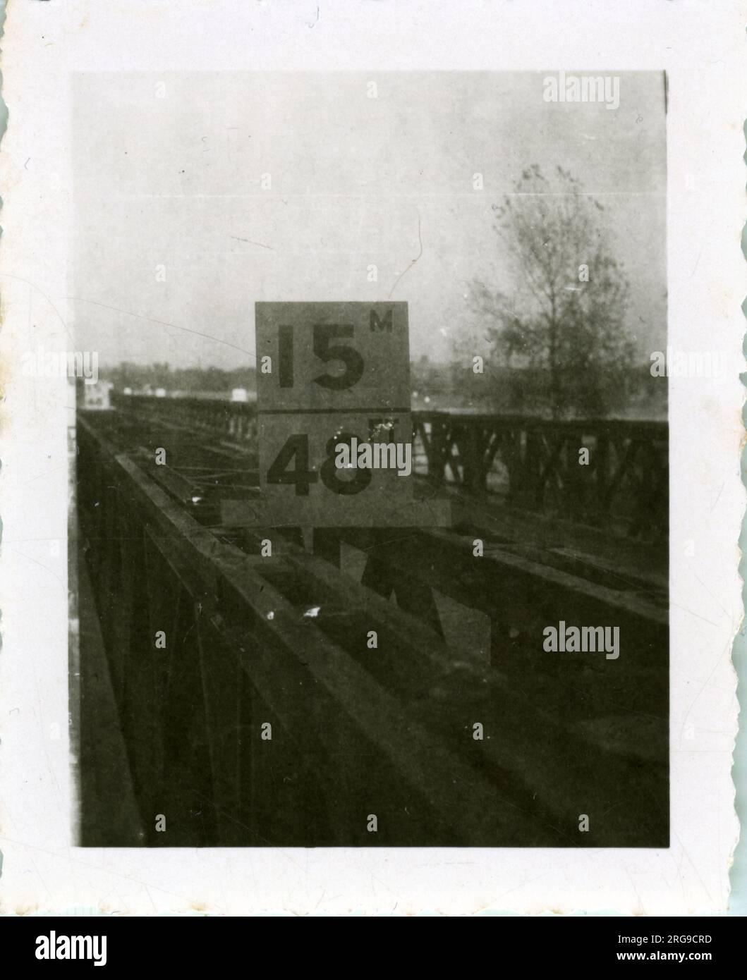 Royal engineers bridge second world war hi-res stock photography and ...