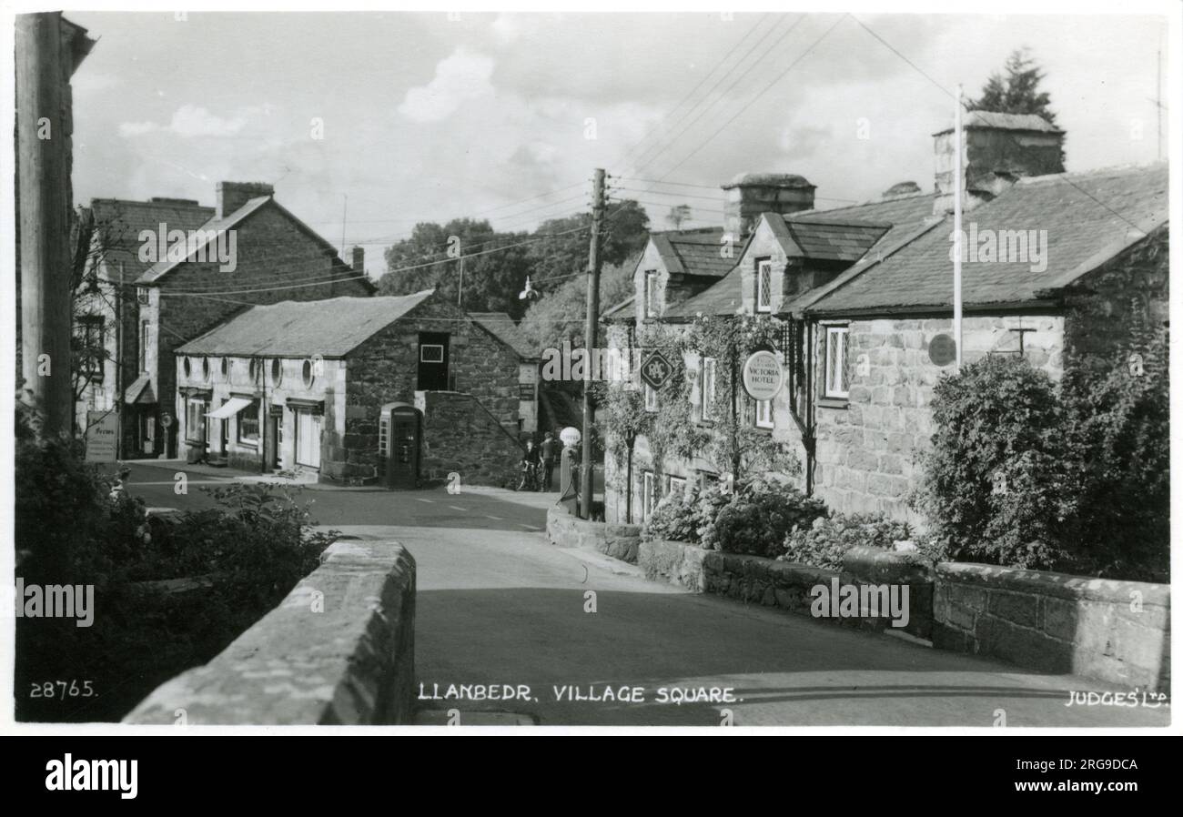 Llanbedr village hi-res stock photography and images - Alamy