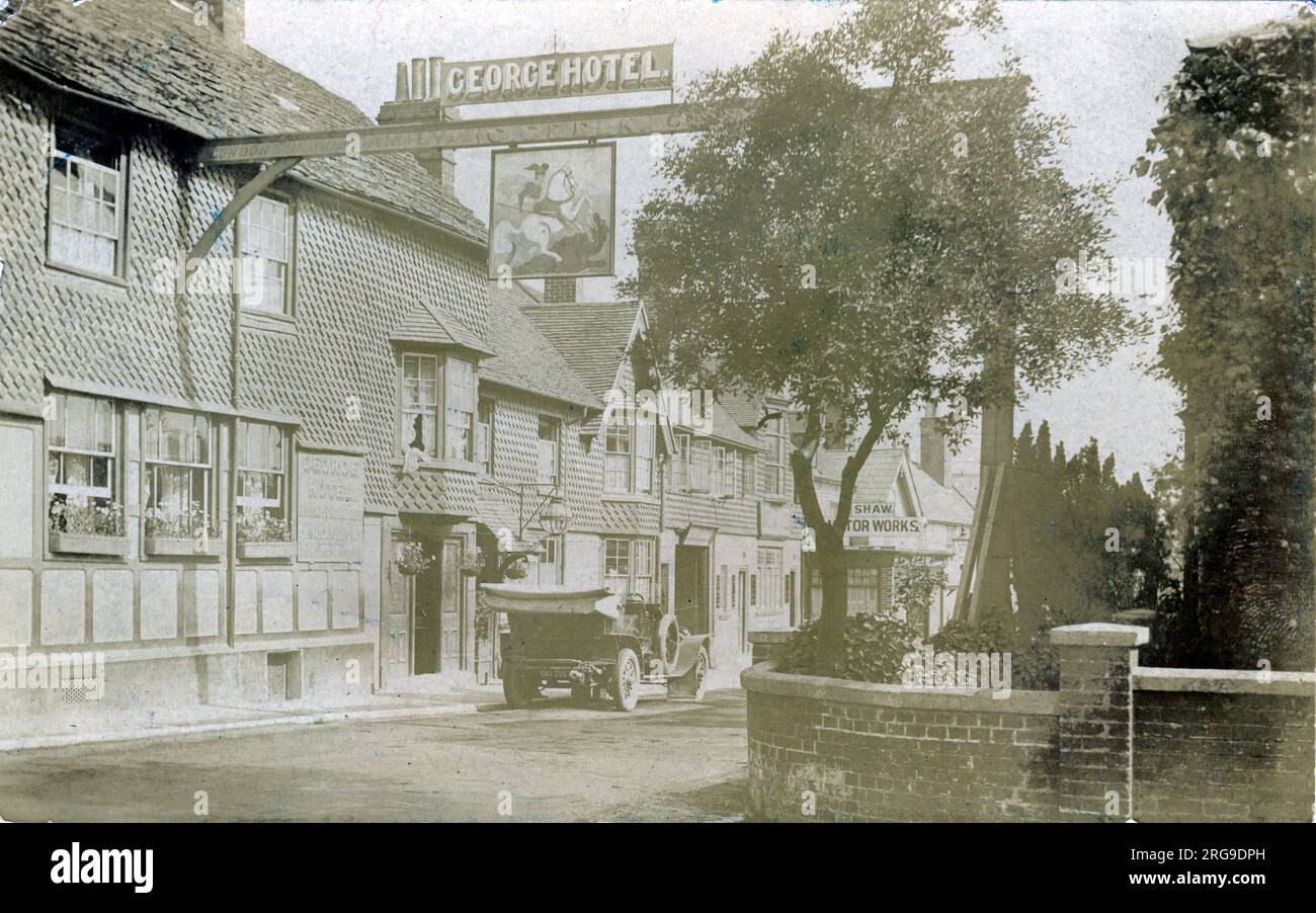 High Street (Showing the George Hotel), Crawley, Sussex, England Stock ...
