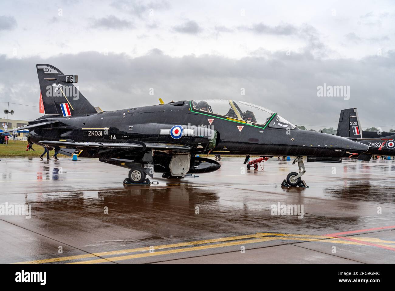 Raf hawk t2 hi-res stock photography and images - Alamy