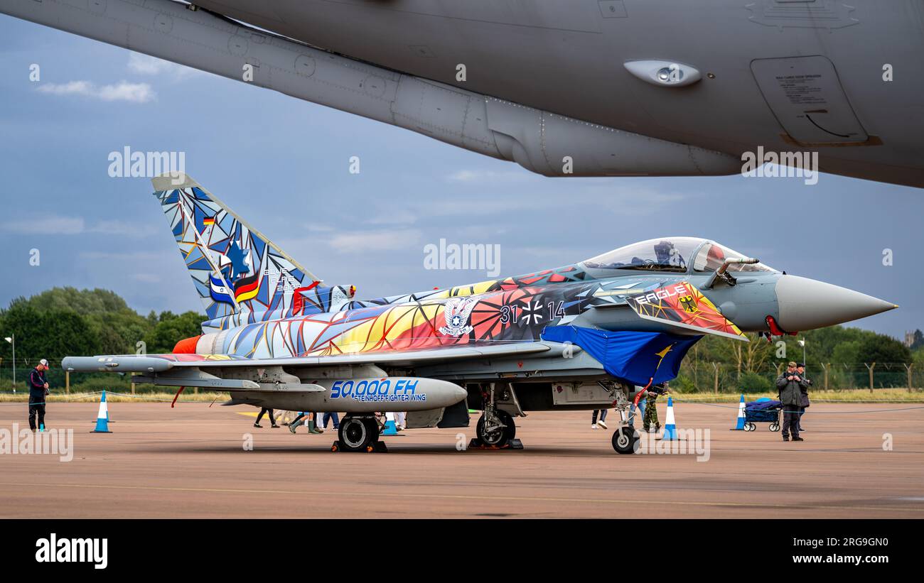 Luftwaffe Eurofighter Typhoon Stock Photo - Alamy