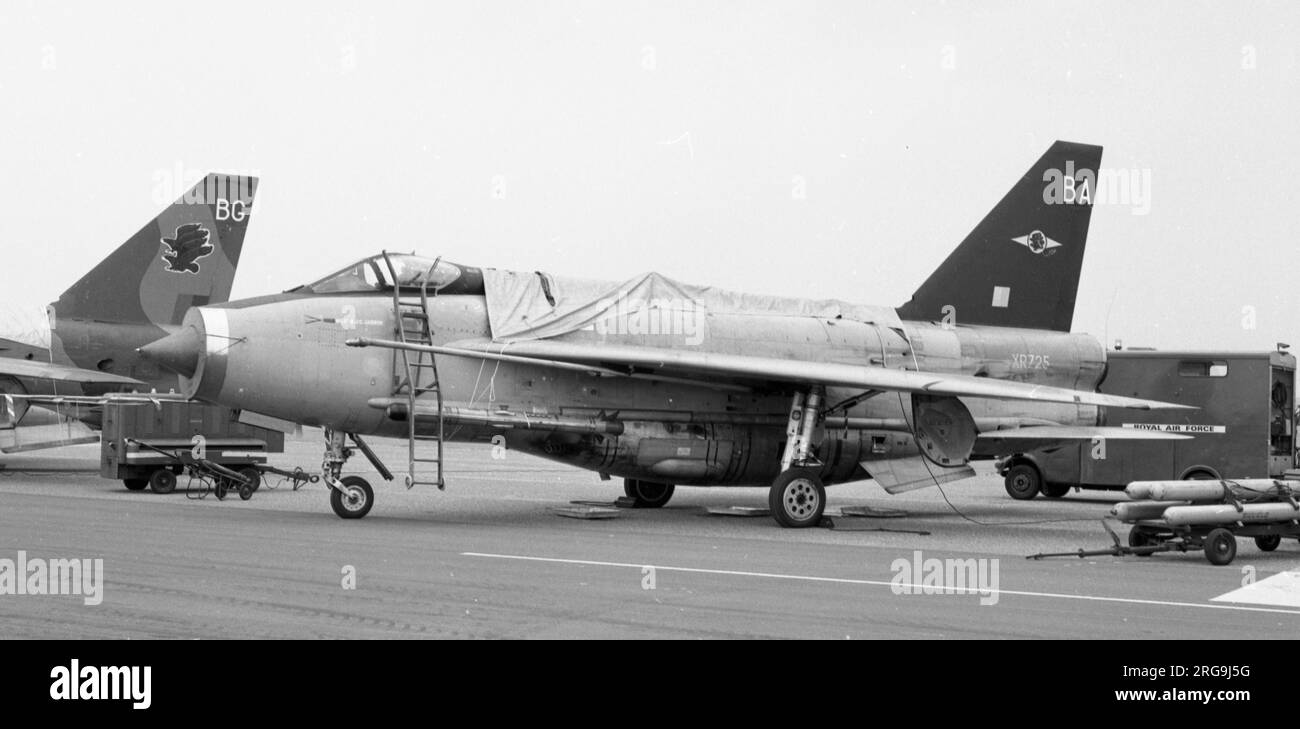 F6 electric lightning hi-res stock photography and images - Alamy