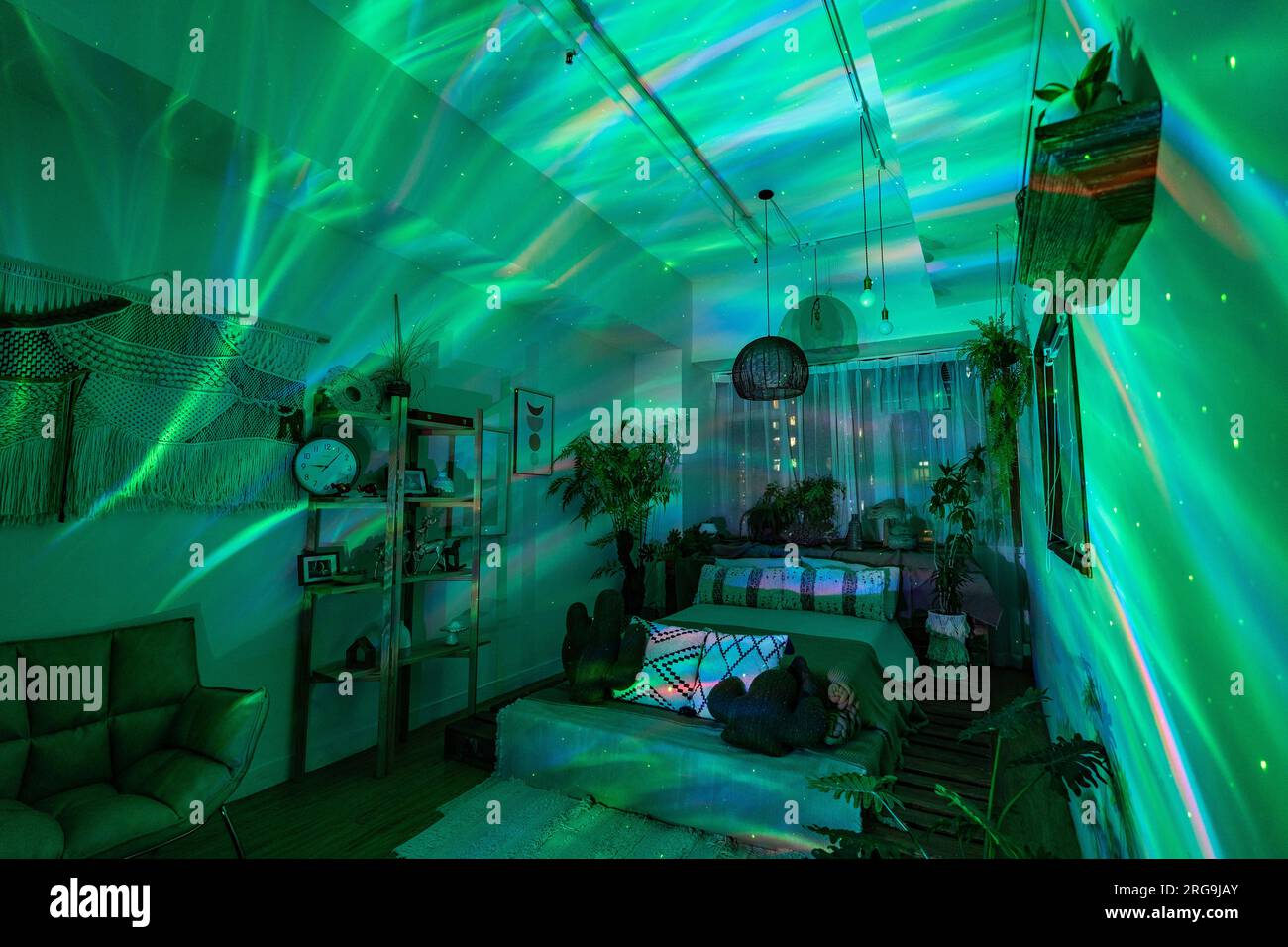 Projection light hi-res stock photography and images - Alamy