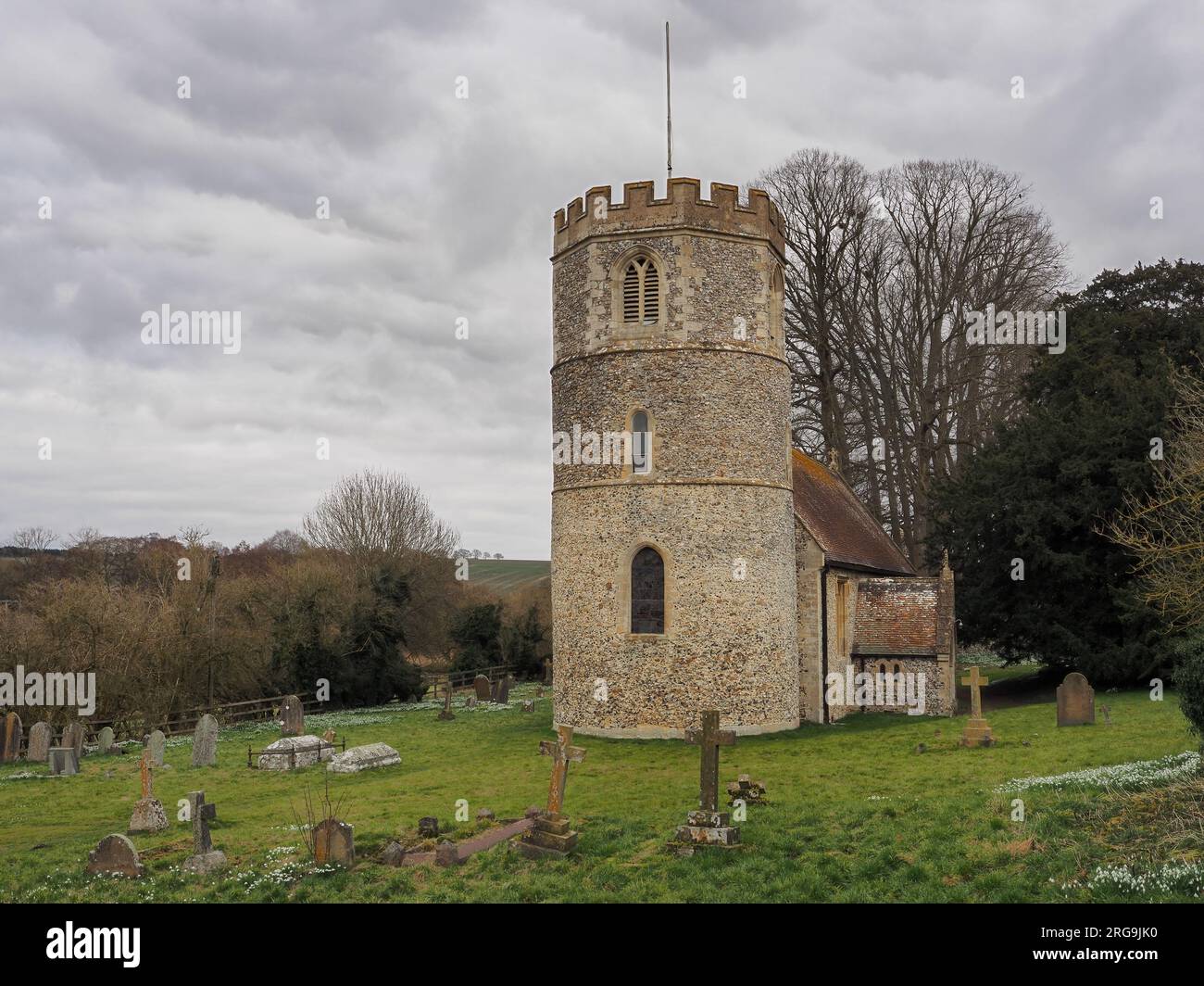 St. Marys Church, 12th century with rare round tower, Great Shefford ...
