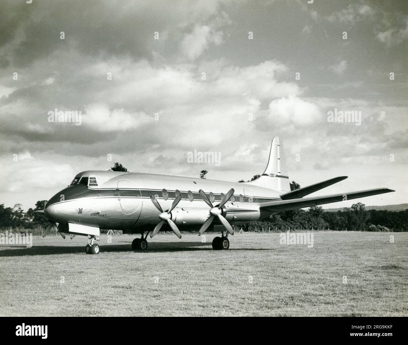 The first prototype Vickers Viscount 630, G-AHRF, seen here on the ...