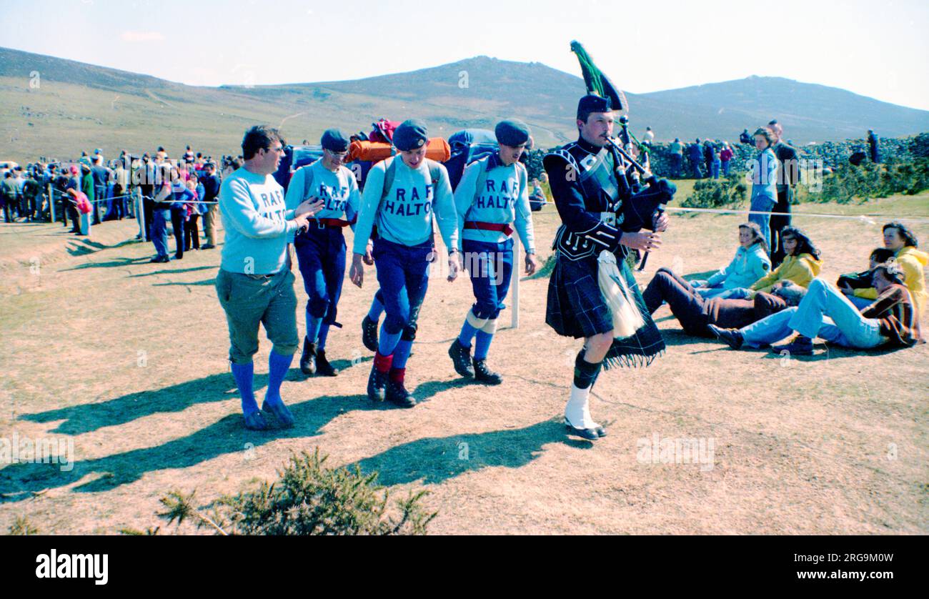 RAF Halton Apprentices competing in the 1977 Ten Tors cross-country ...