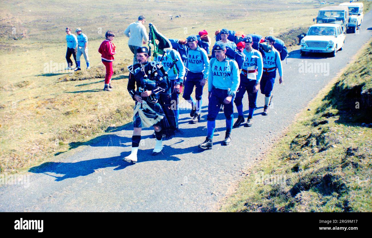 RAF Halton Apprentices competing in the 1977 Ten Tors cross-country ...