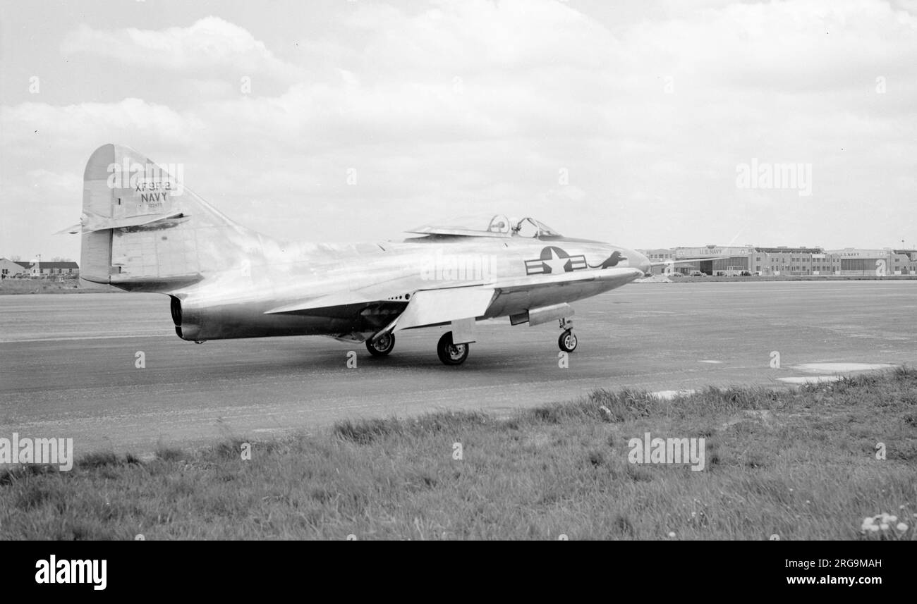 79 8 26 Black and White Stock Photos & Images - Alamy