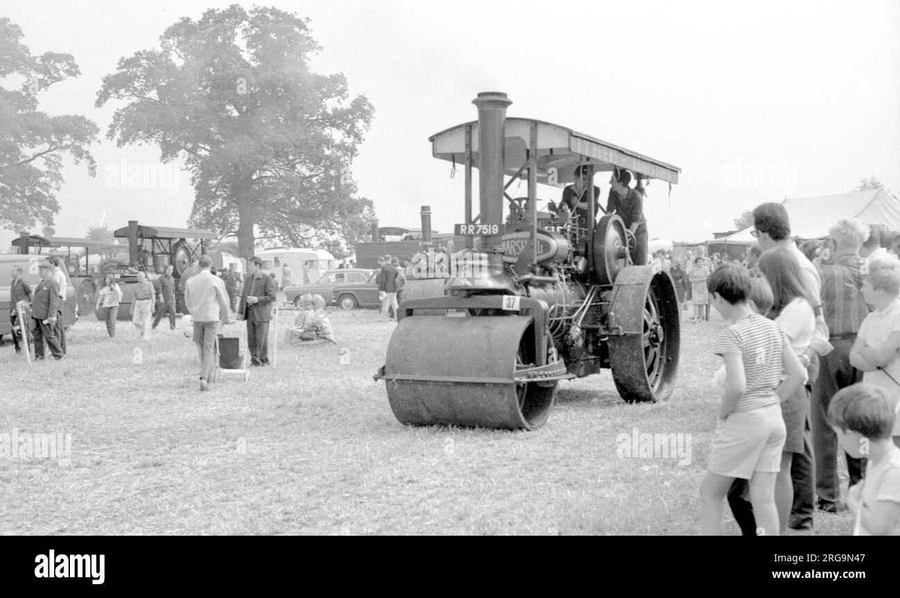 Marshall S class Road Roller, regn. RR 7519, number 82517, Enoch. Built ...