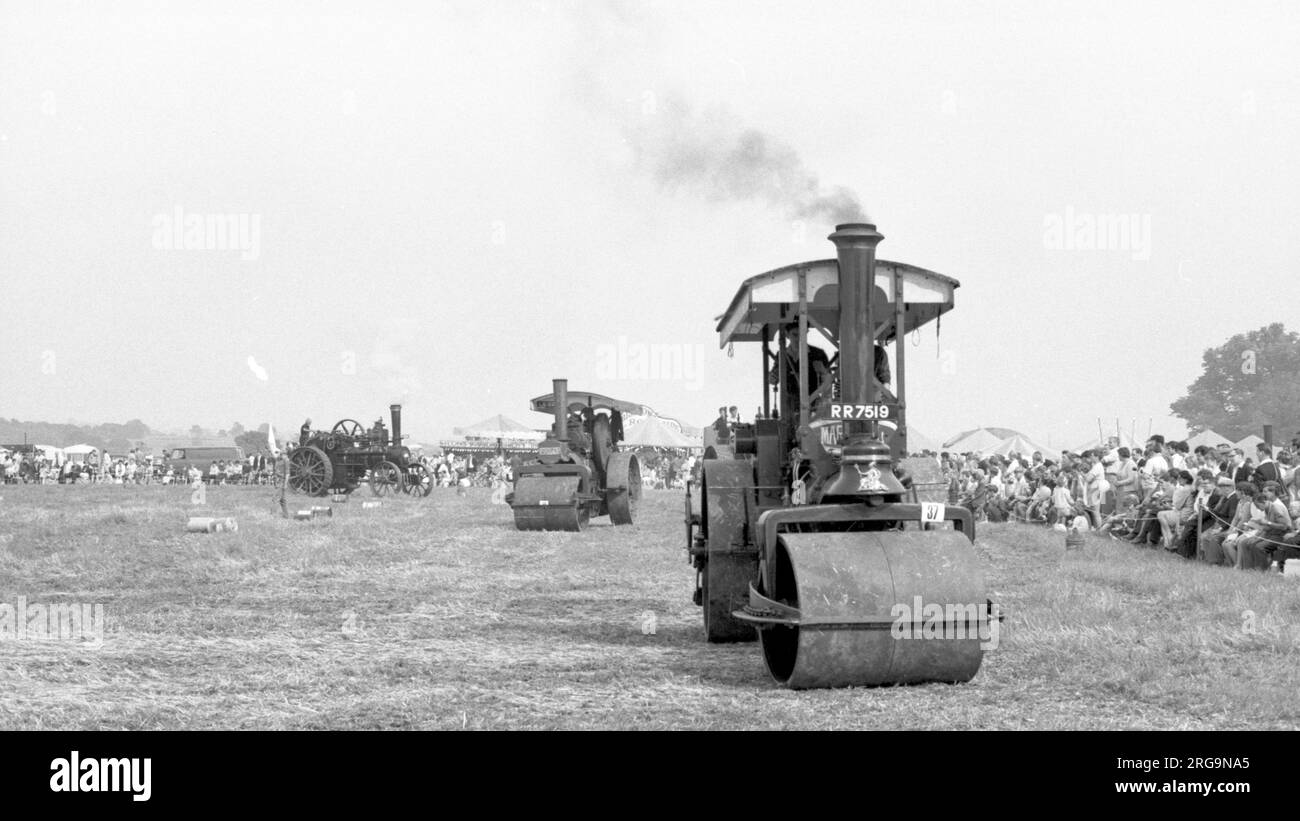 Marshall S class Road Roller, regn. RR 7519, number 82517, Enoch. Built ...
